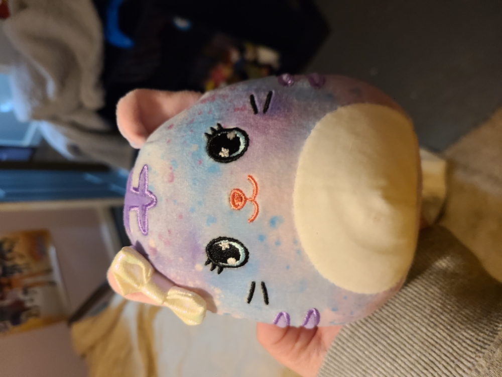Dasvidaniya (Anime Eyes) the Cat Squishmallows Mystery, Scented | SquadApp