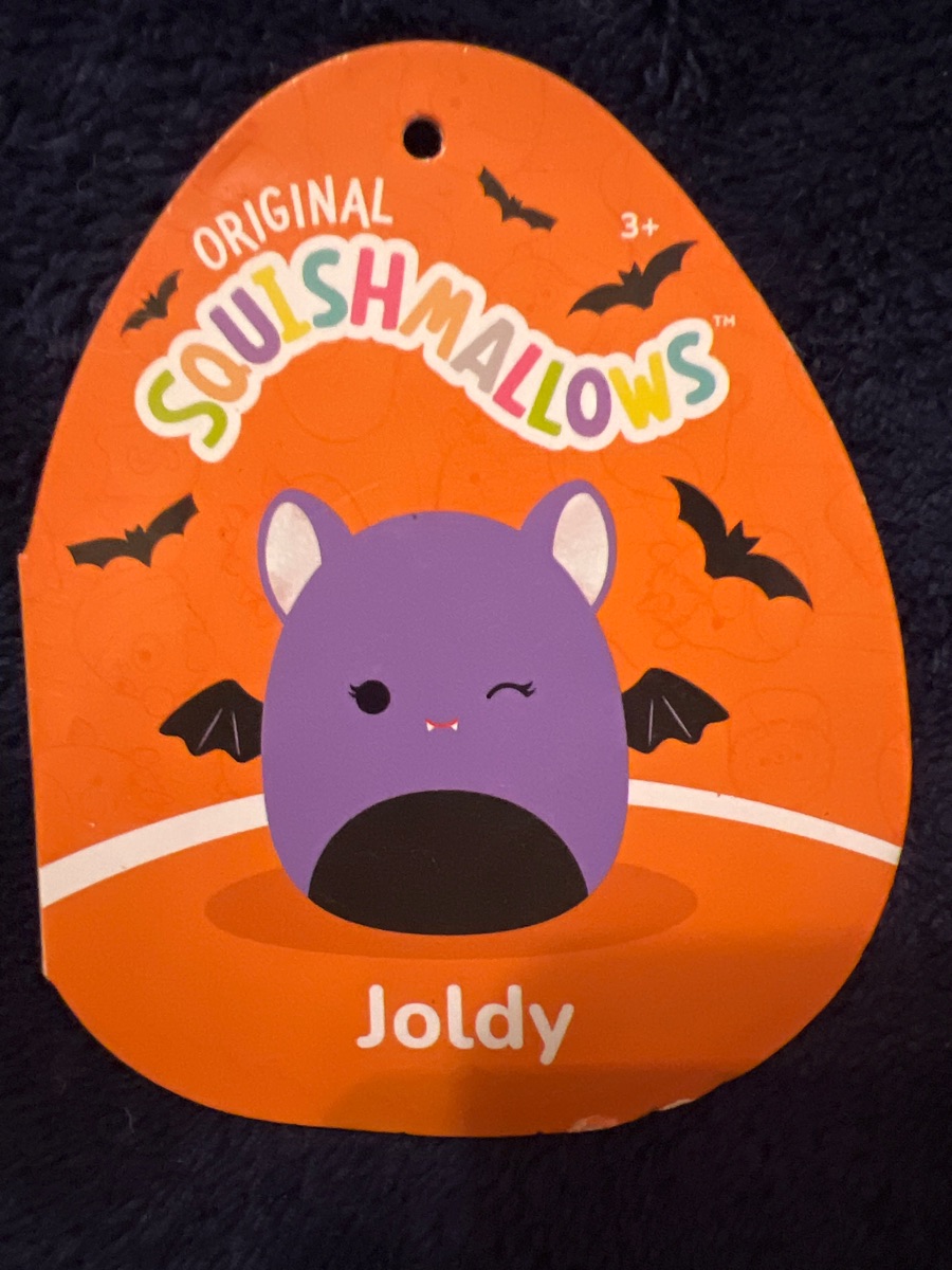 Joldy (Winking) the Bat Squishmallows Halloween | SquadApp