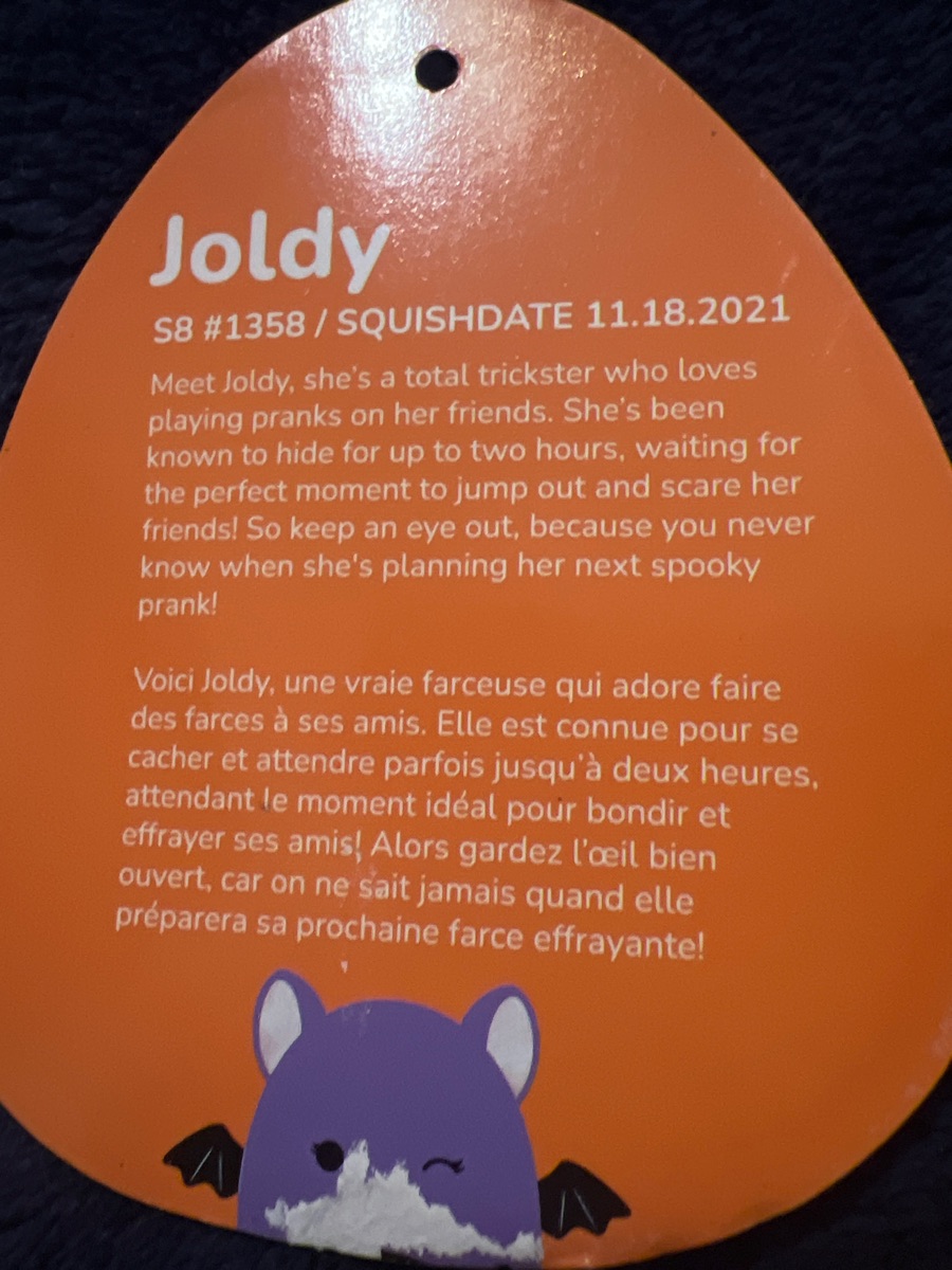 Joldy (Winking) the Bat Squishmallows Halloween | SquadApp