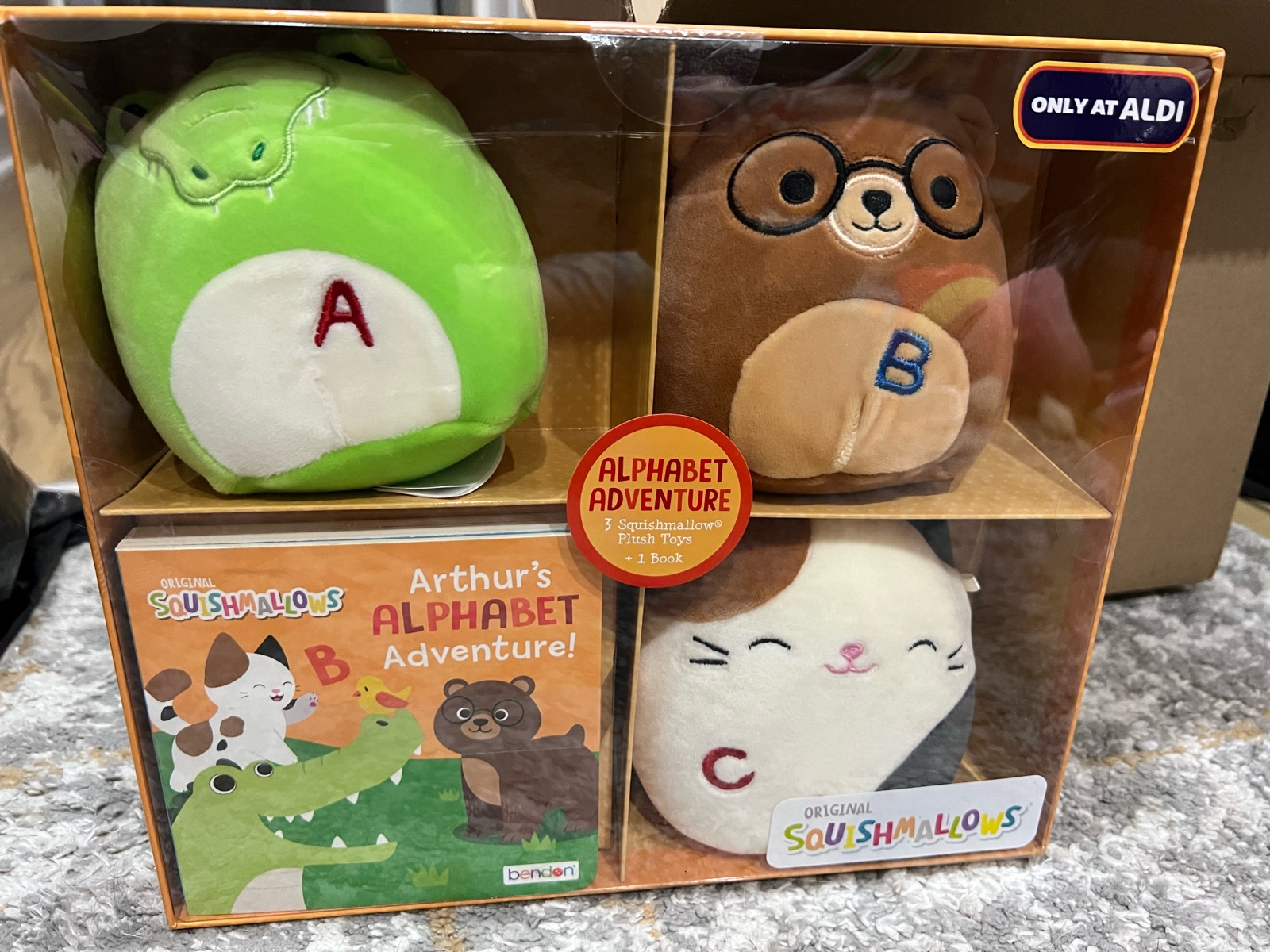 Arthur & Blake B. & Cam (Alphabet Adventure) the Alligator Bear Cat ...