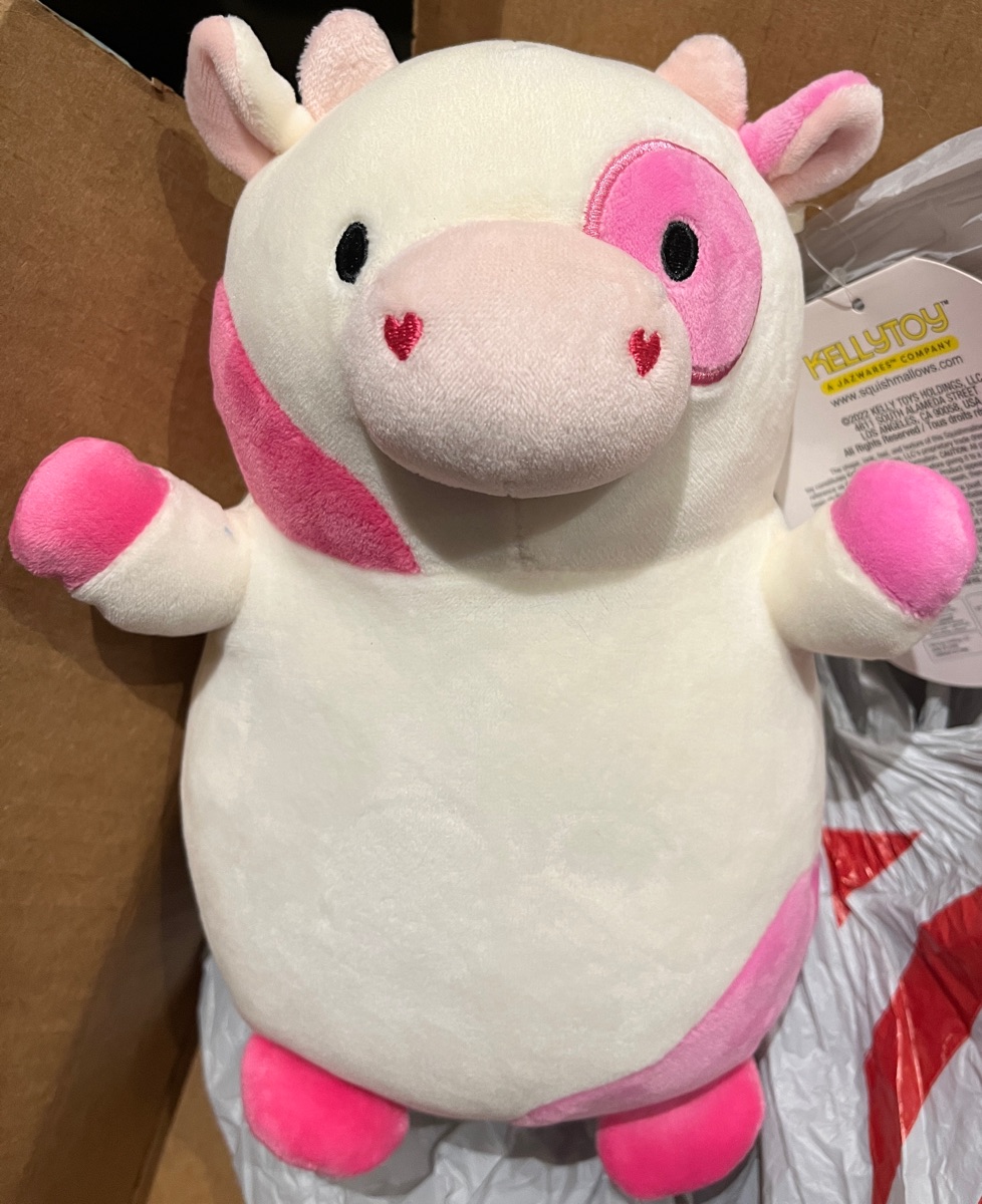 Caedyn (Hug Mees) the Cow Squishmallows | SquadApp