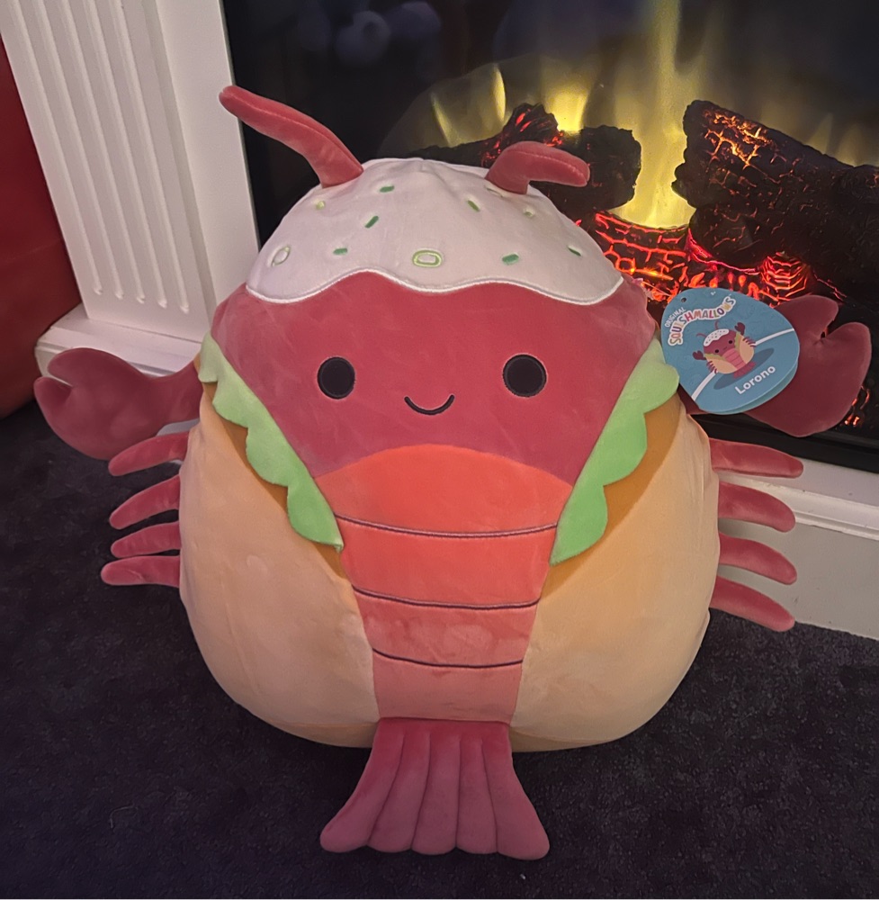 Lorono (Lobster Roll) the Lobster Squishmallows | SquadApp