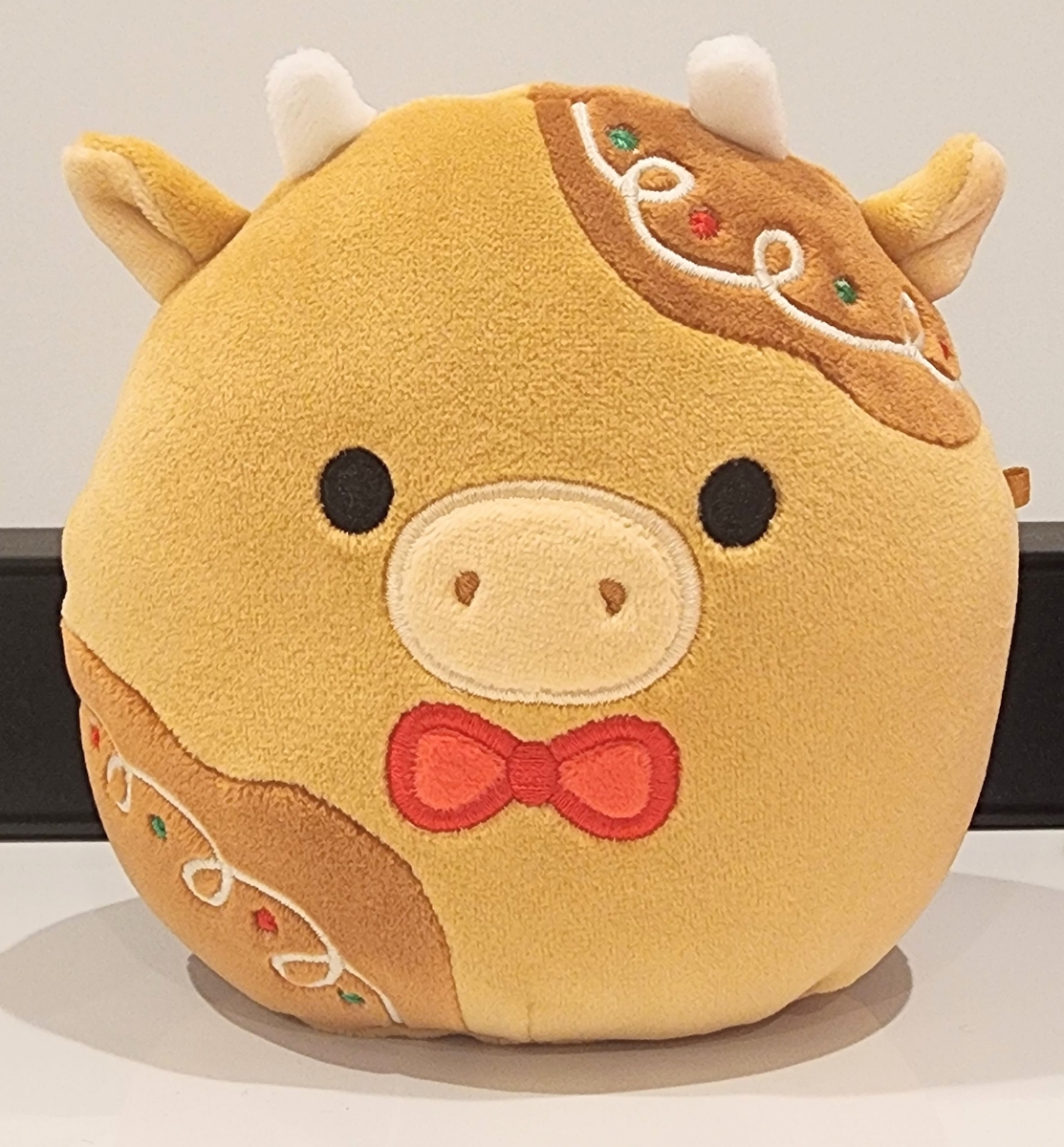 Jericho the Gingerbread Cow Squishmallows Holiday 2024 | SquadApp