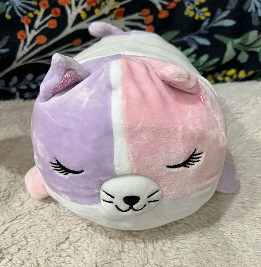 Colette (Hug Mees) the Cat Squishmallows | SquadApp
