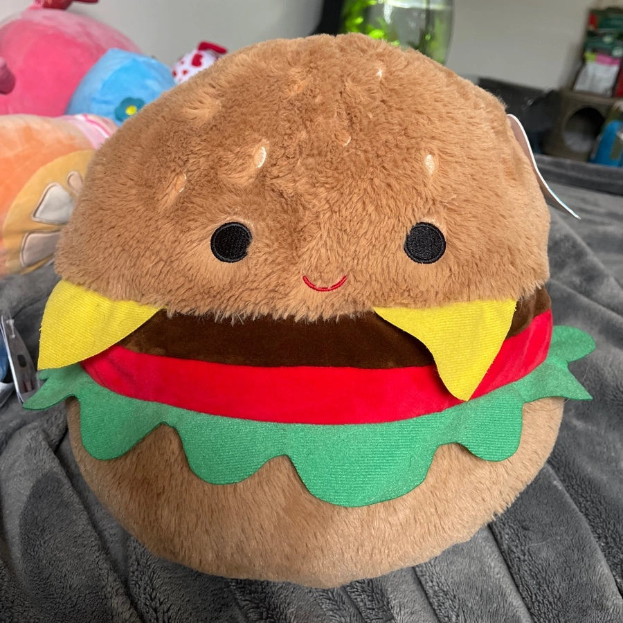Carl (Fuzz-A-Mallows) the Cheeseburger Squishmallows Food | SquadApp